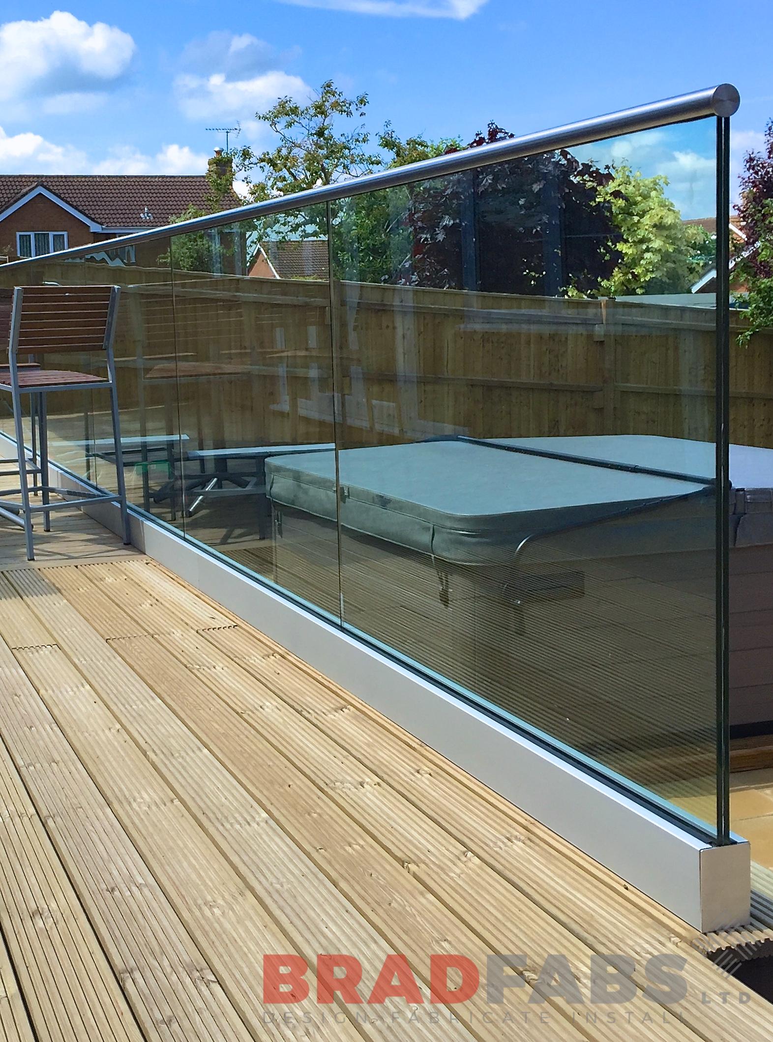 Steel Fabricators of Balconies, Staircases. Channel System Balustrade ...